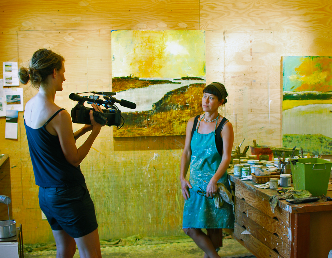 Versatile passive house to balance live/work, urban/country ...