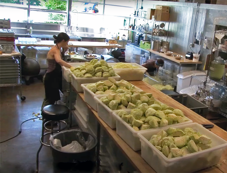 Cultured food guide: pickles, living soda, veggies, and more ...